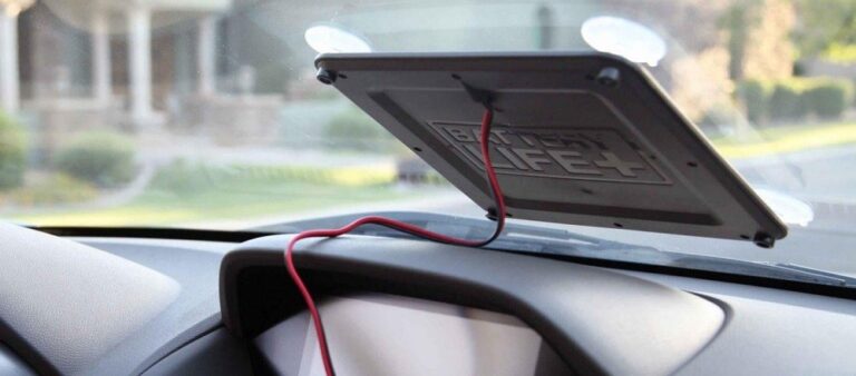 7 Best Solar Car Battery Chargers in 2022 Review - BestForDriver